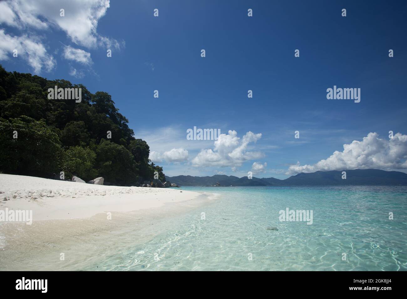 Clean scenery hi-res stock photography and images - Alamy