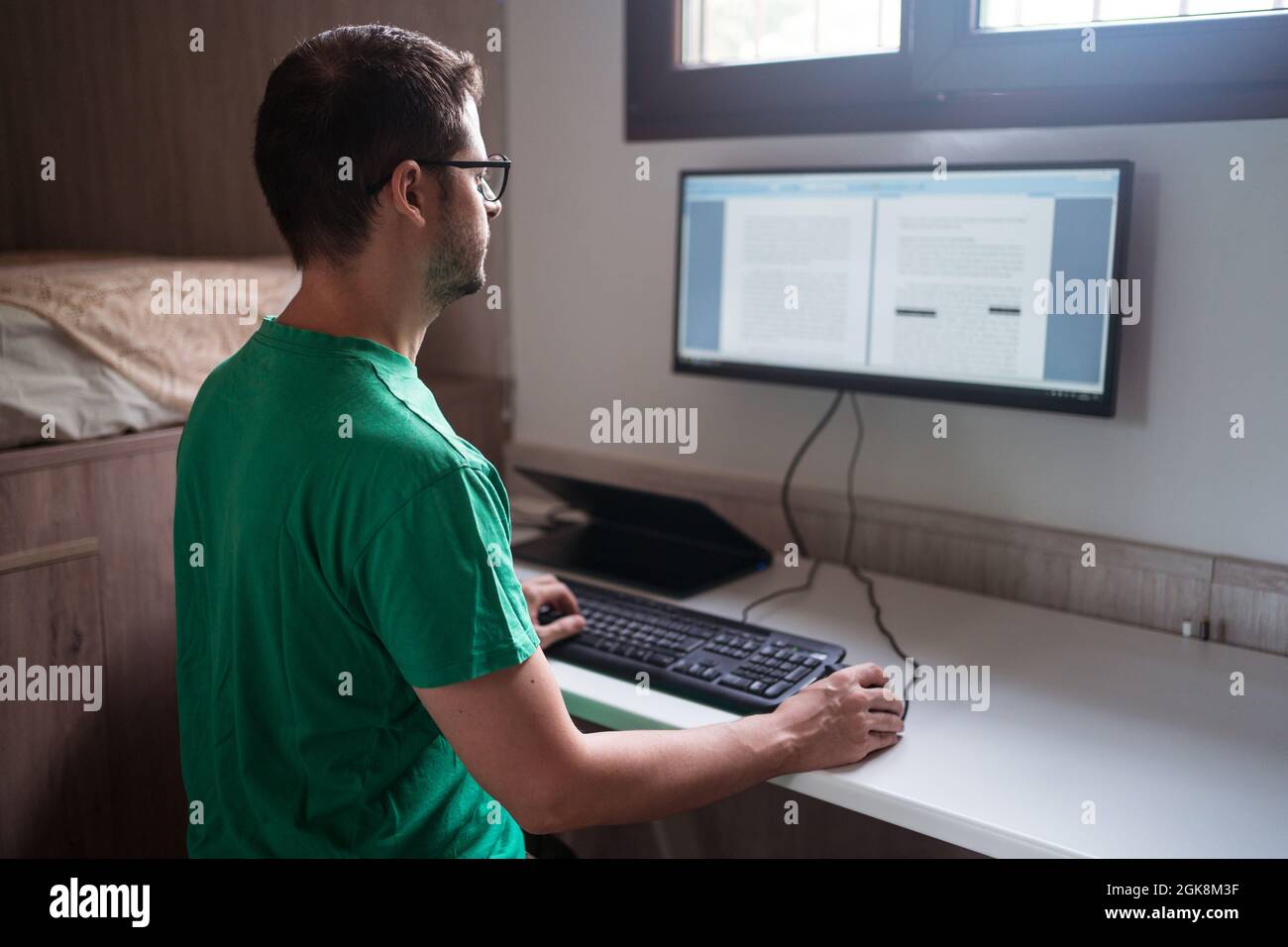 Highlight text on screen hi-res stock photography and images - Alamy