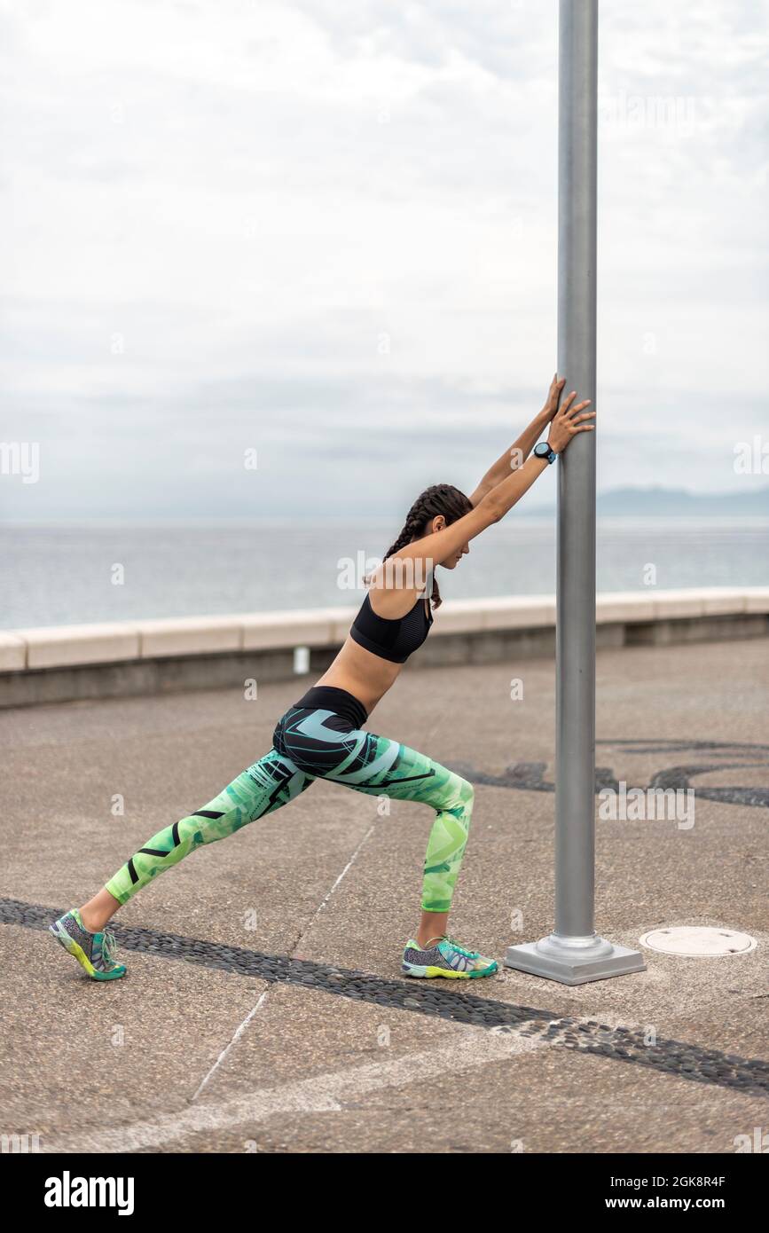 Pillar legs hi-res stock photography and images - Alamy