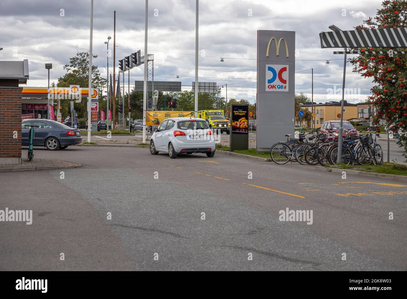 Fuel road markings hi-res stock photography and images - Alamy