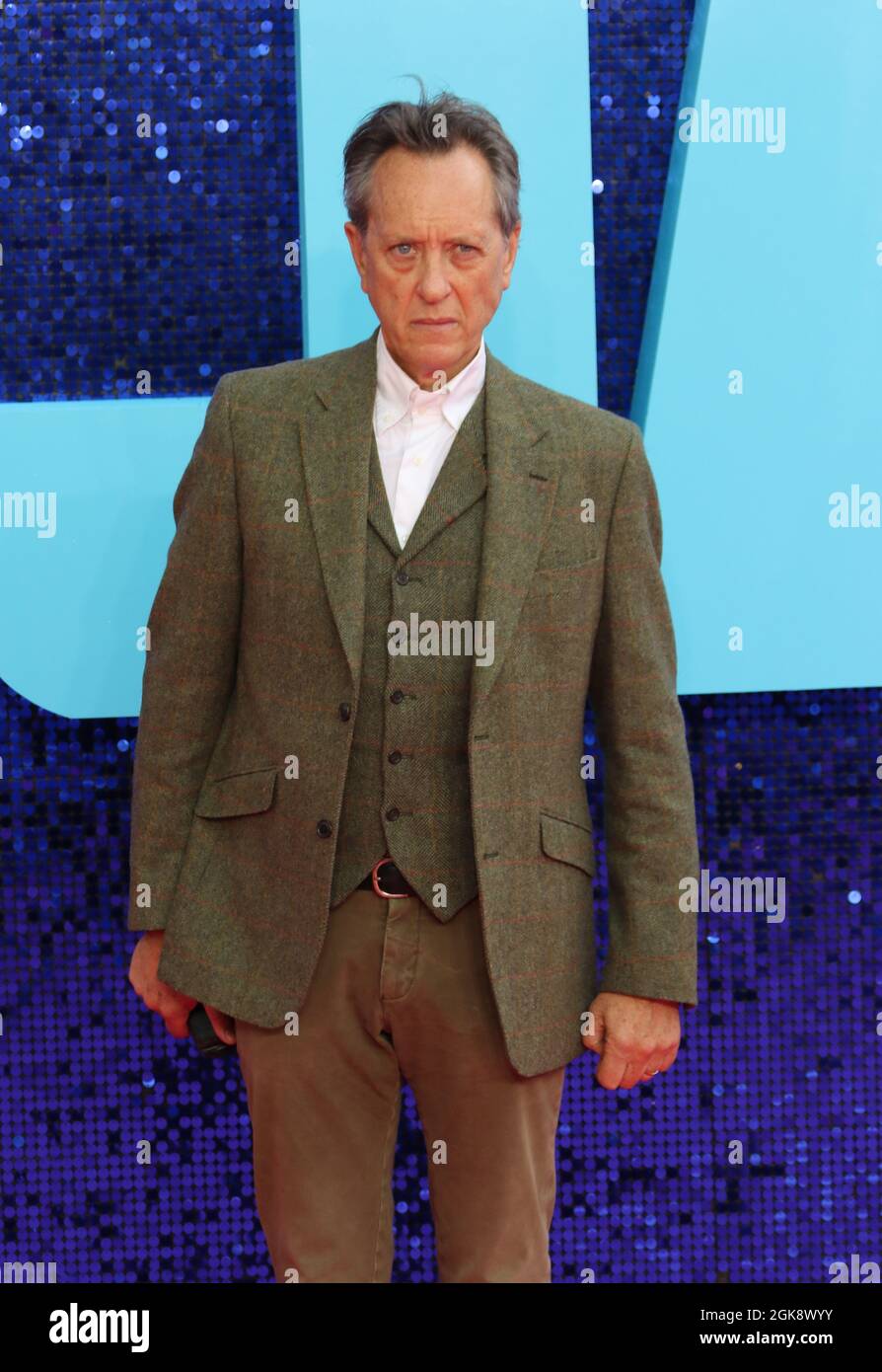 Richard e grant jamie hi-res stock photography and images - Alamy