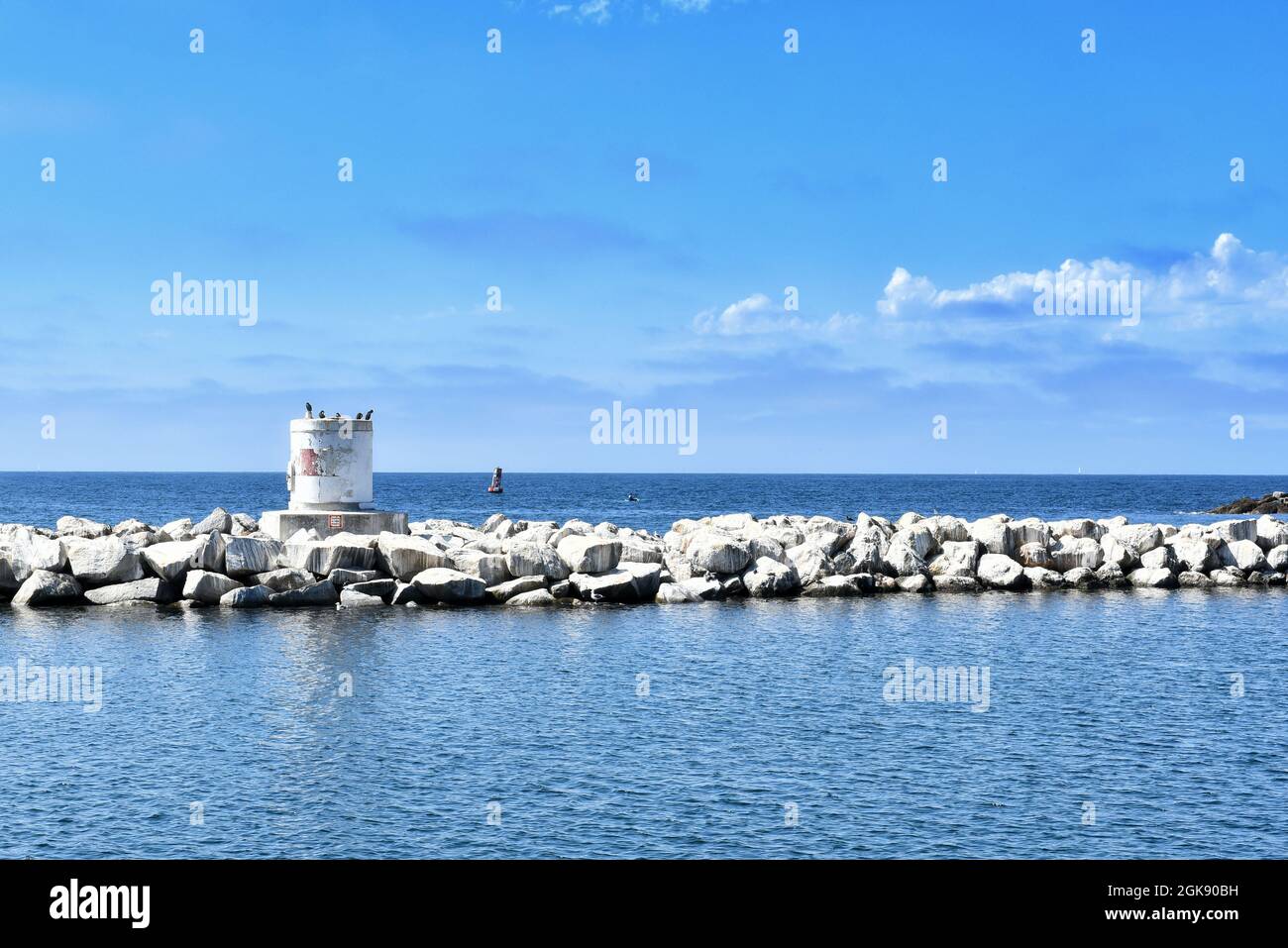 REDONDO BEACH, CALIFORNIA - 10 SEP 2021: Jetty at the Redondo Beach ...