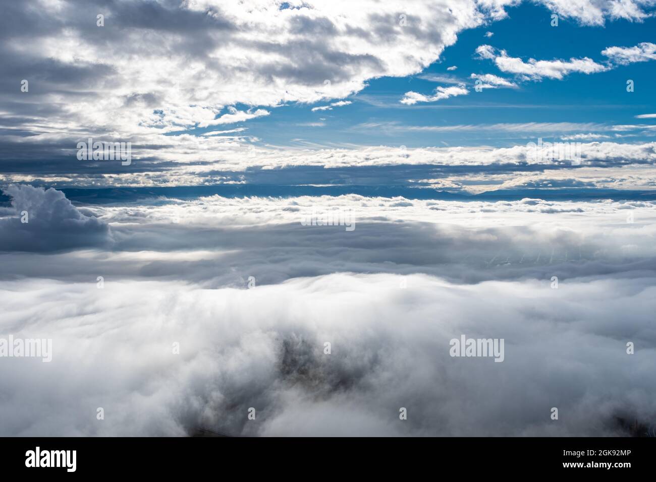 Cloud structures hi-res stock photography and images - Alamy