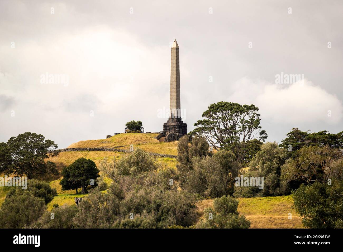 One tree hill new zealand hi-res stock photography and images - Alamy