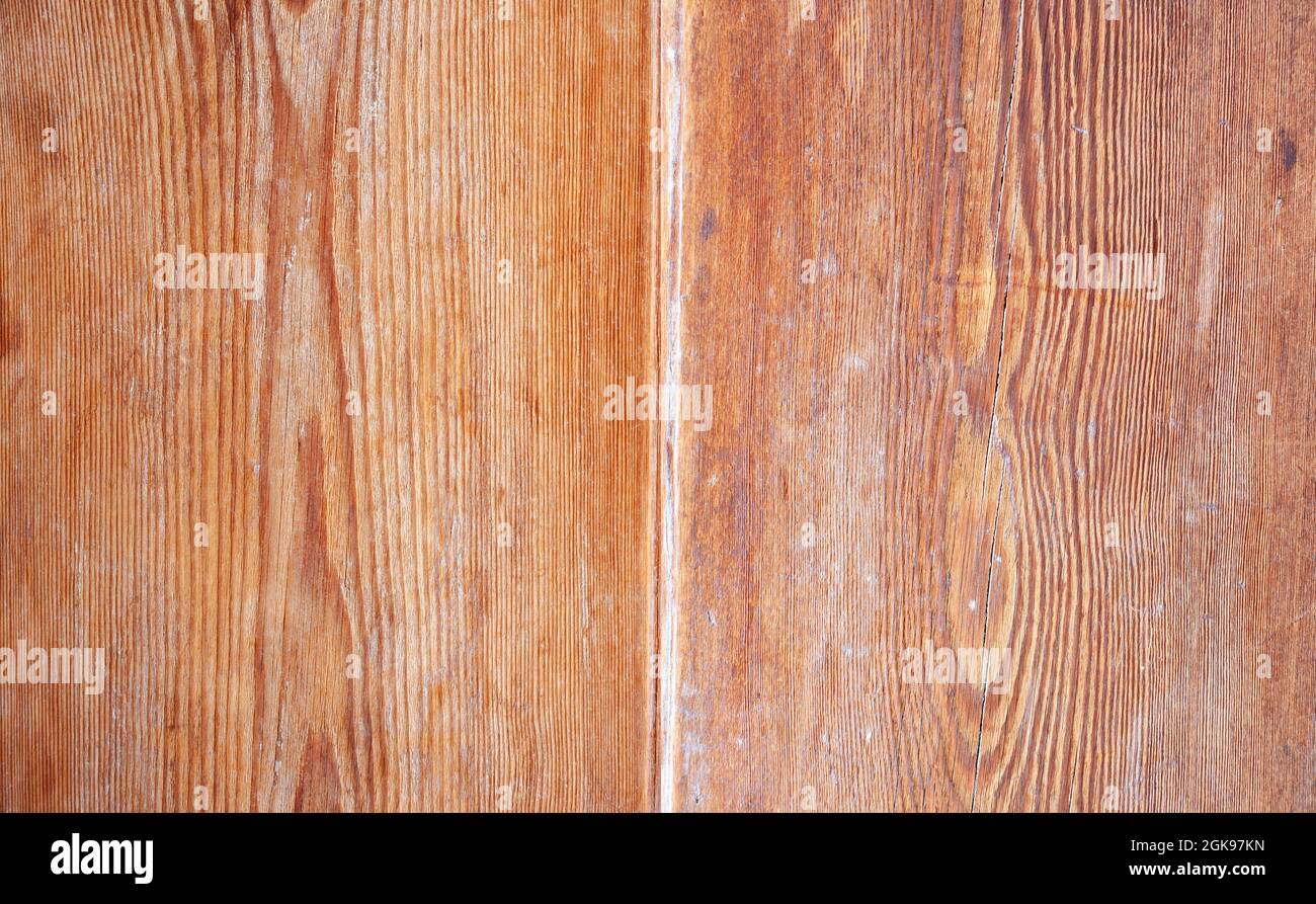 Old painted red wood texture hi-res stock photography and images - Alamy