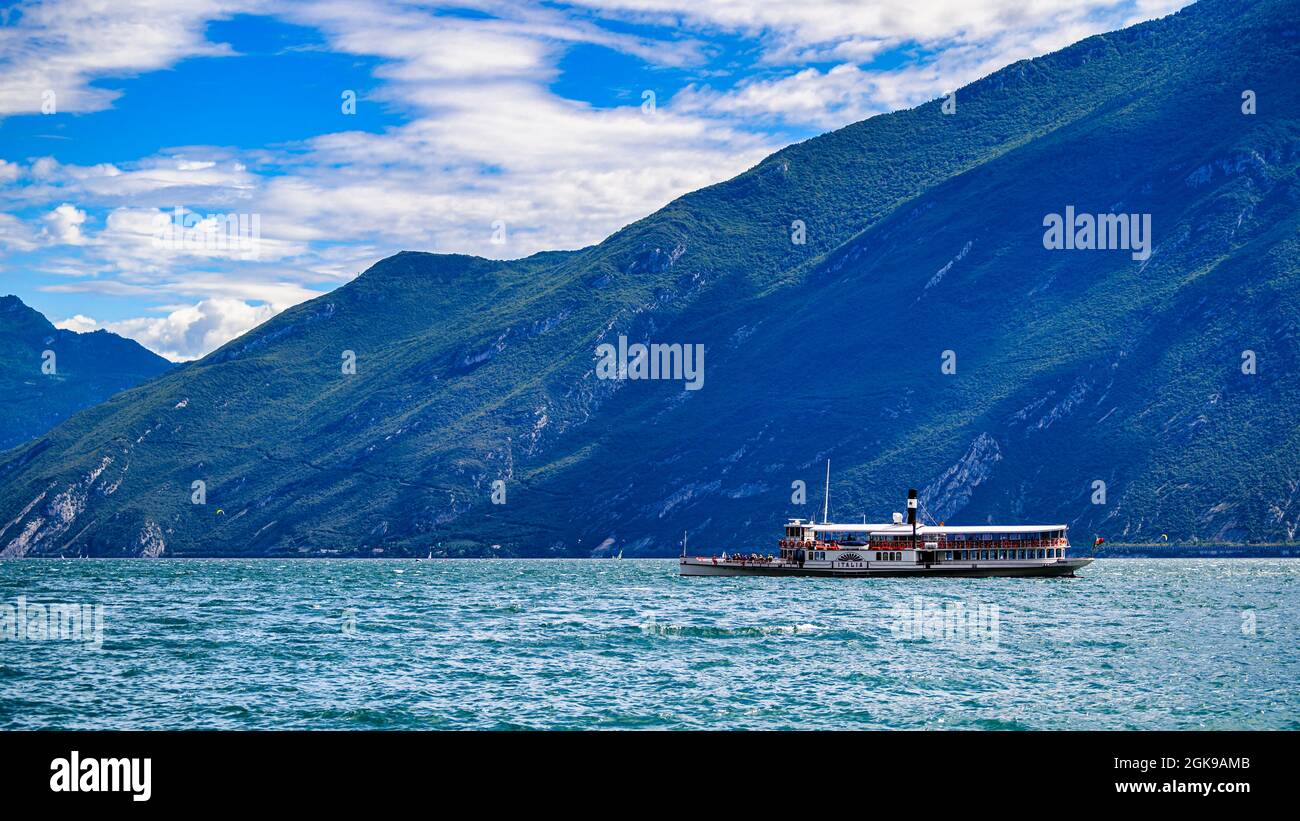 Beautiful view of lake Gardasee in Italy with a mountain background ...