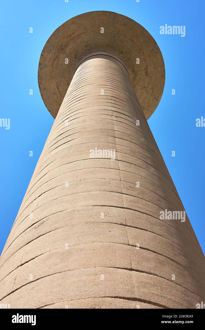 Concrete water tank hi-res stock photography and images - Alamy