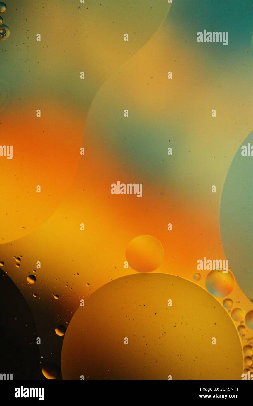 Mixture of oil and water background Stock Photo - Alamy