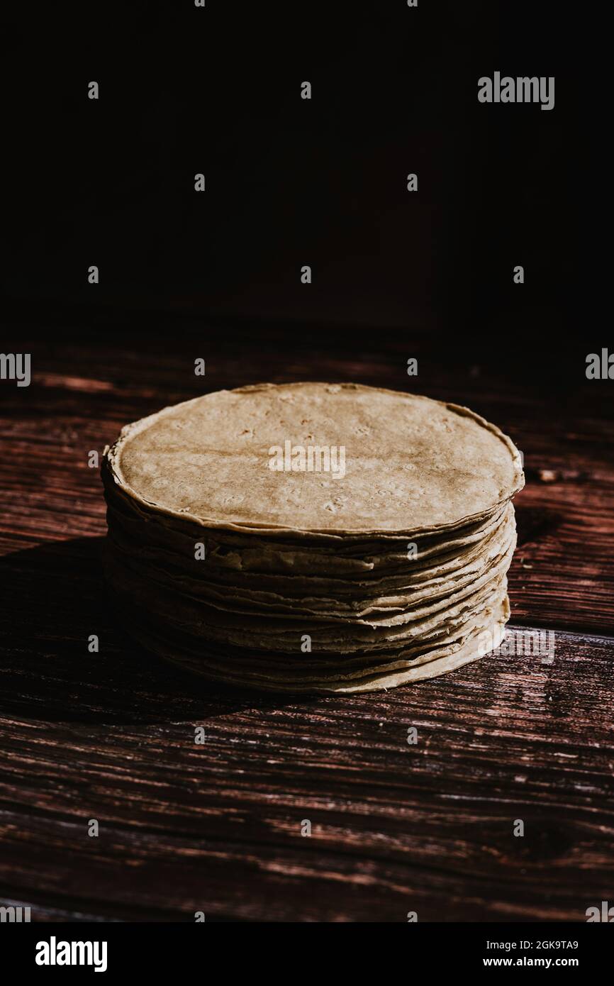 Tortillas de maiz hi-res stock photography and images - Alamy