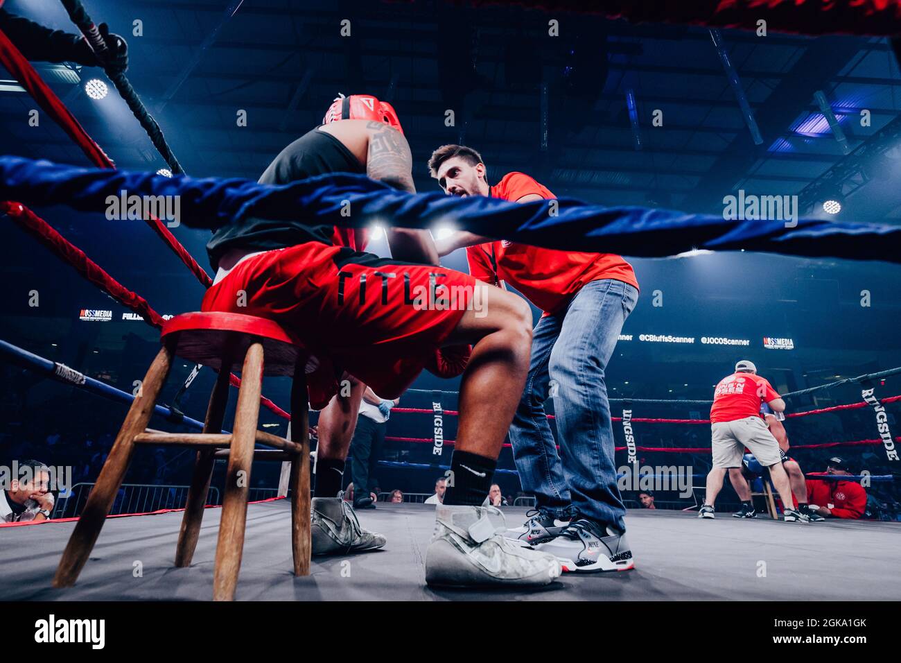 Guns 'N Hoses Charity Boxing Between Omaha Police and Firefighters ...