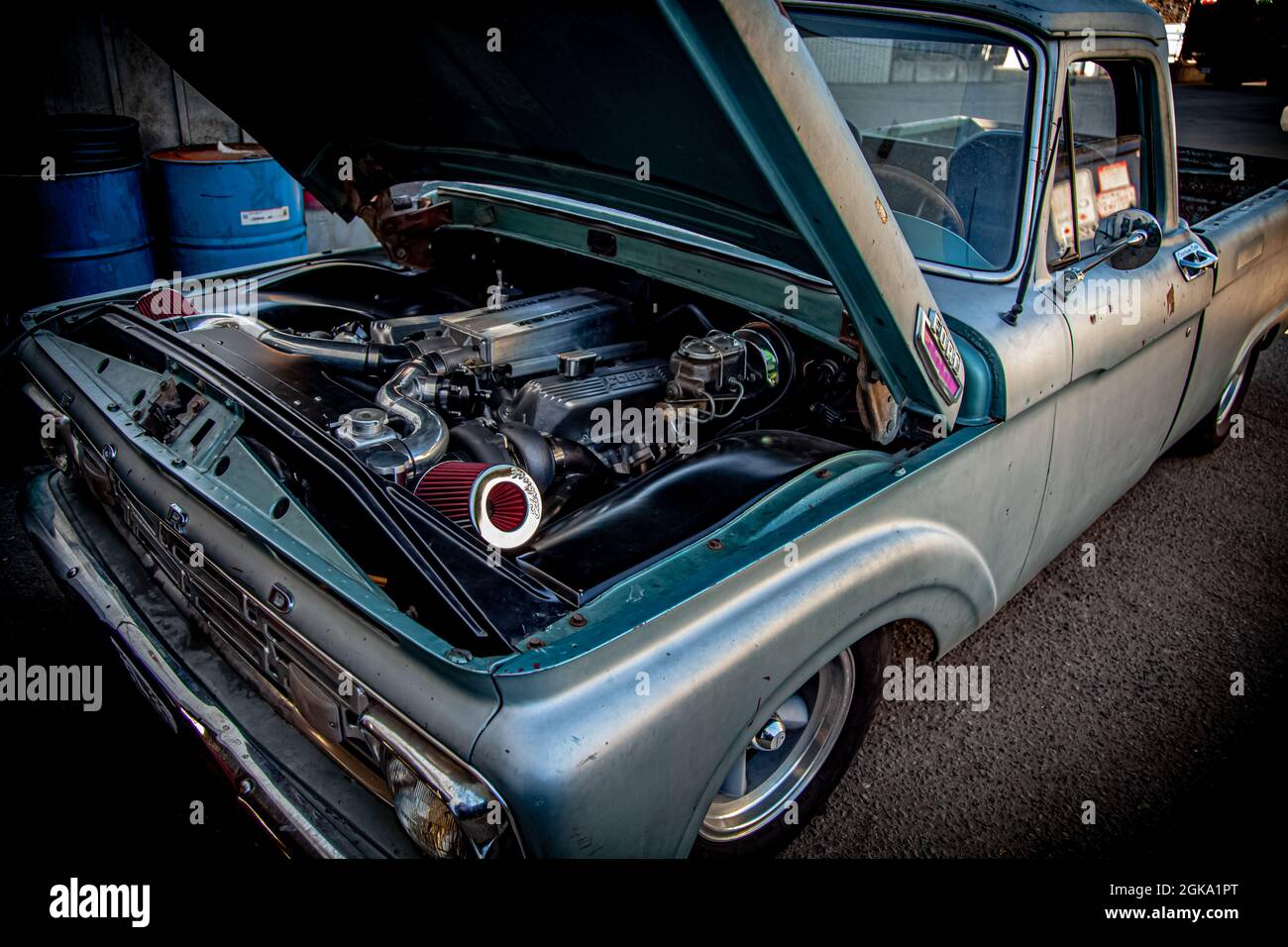 Ford 100 hi-res stock photography and images - Alamy