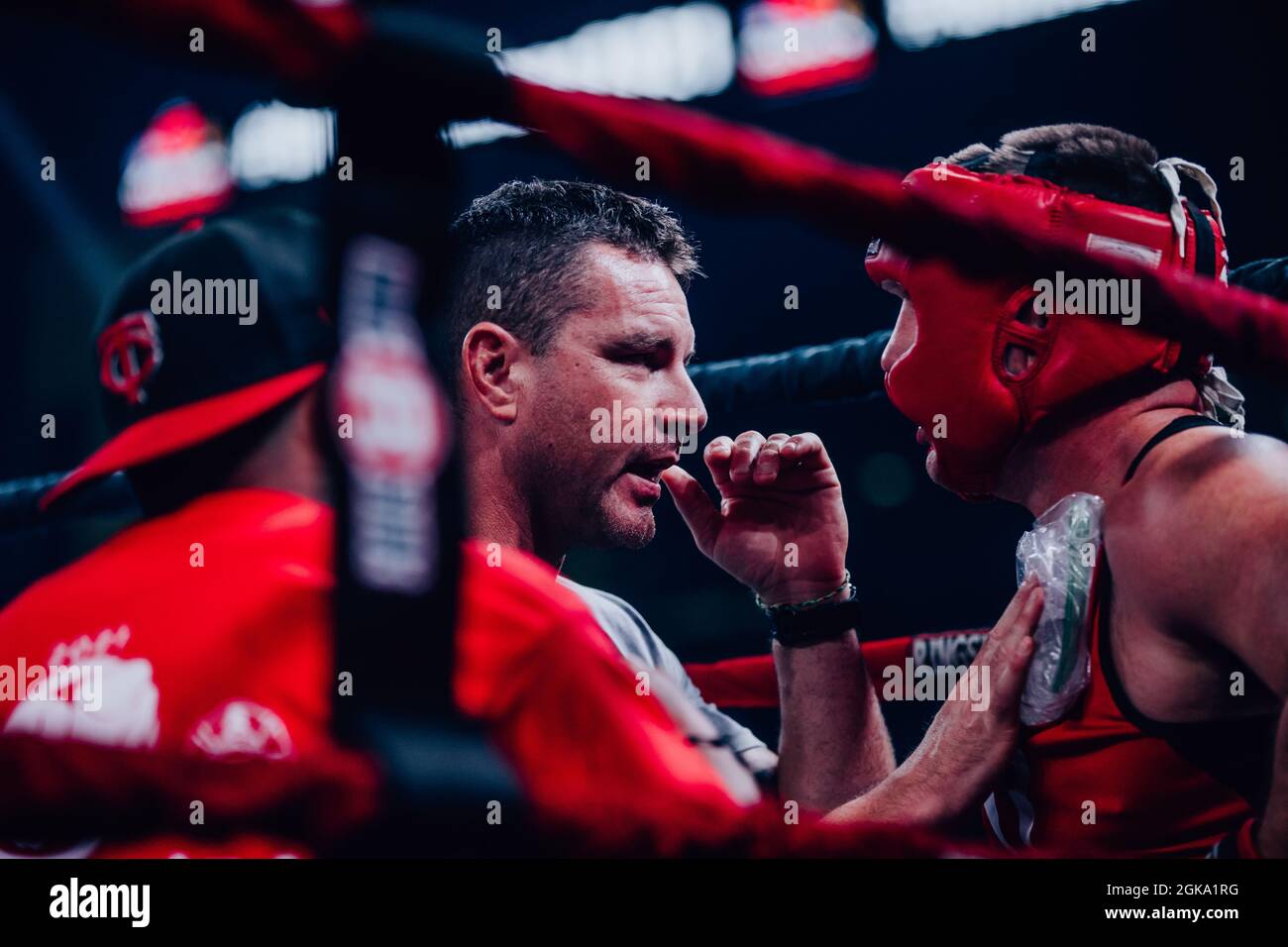 Guns 'N Hoses Charity Boxing Between Omaha Police and Firefighters ...