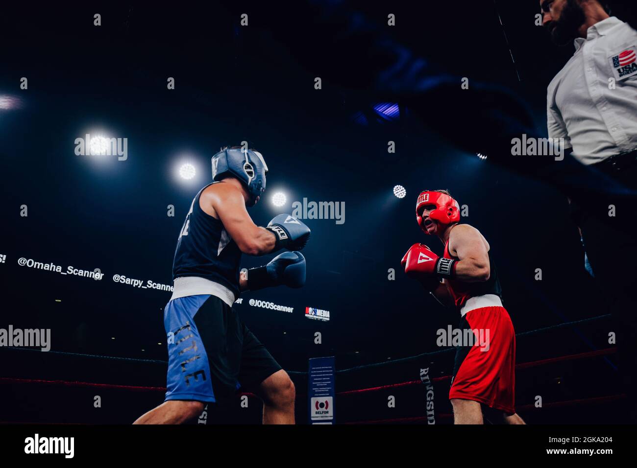 Guns 'N Hoses Charity Boxing Between Omaha Police and Firefighters ...