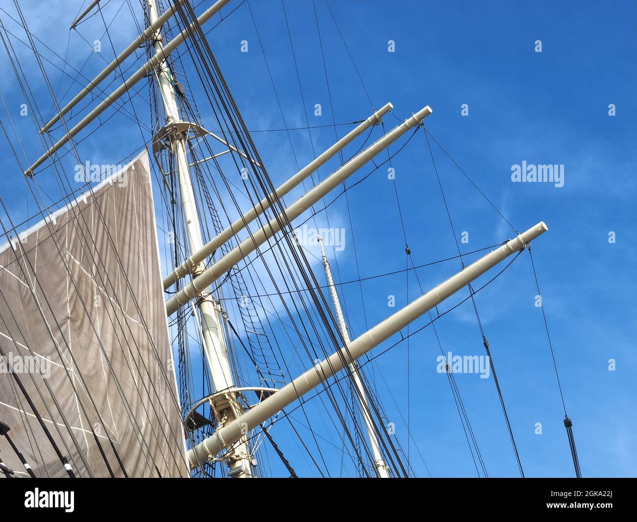 Sail and ropes of sailing ship Stock Photo - Alamy