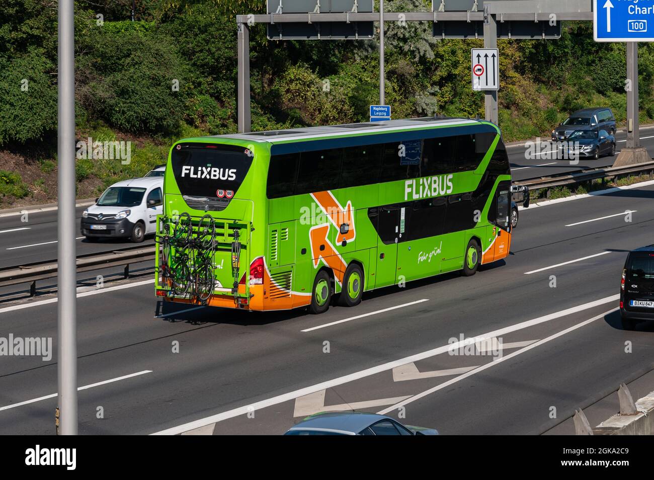 Flixbus hi-res stock photography and images - Alamy