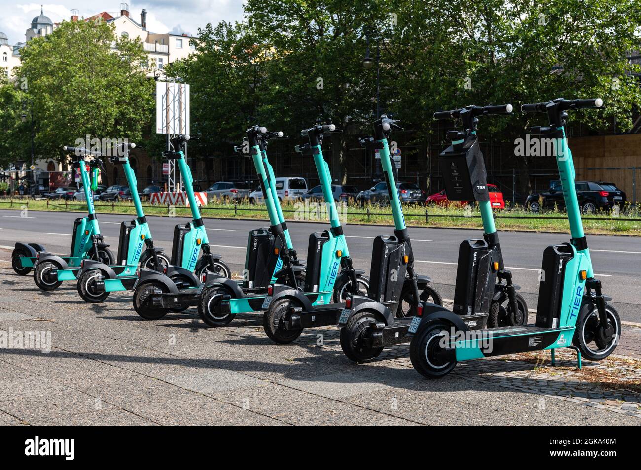 Tier e roller hi-res stock photography and images - Alamy