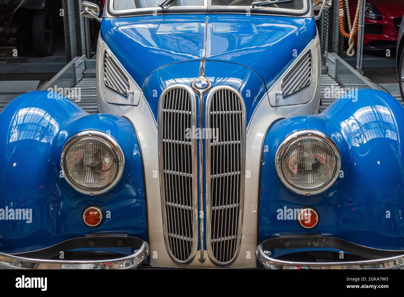 Nostalgic restored BMW from the front Stock Photo - Alamy