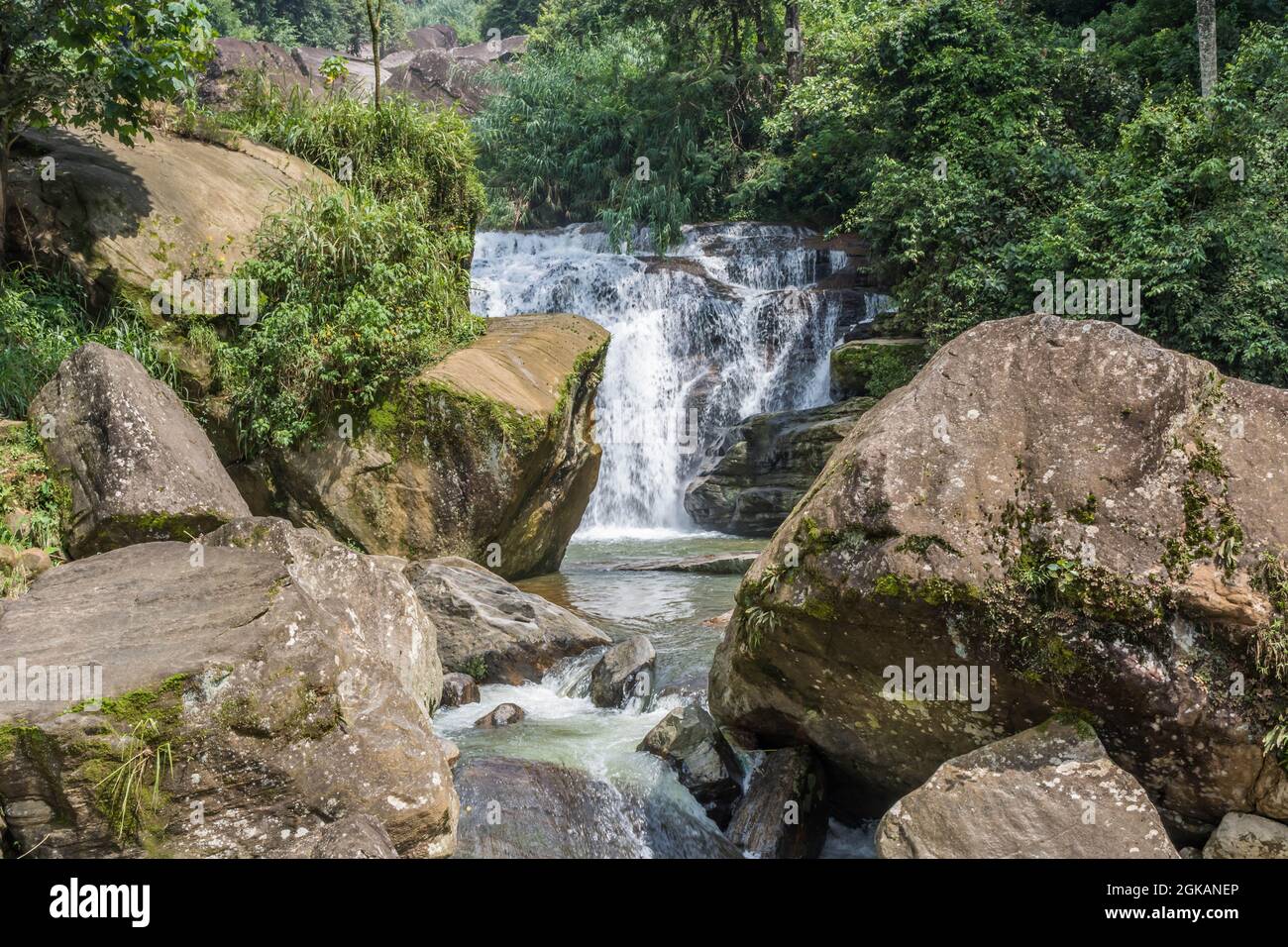 Different View of Ramboda Falls Nuwara Eliya, Sri Lanka Stock Photo - Alamy