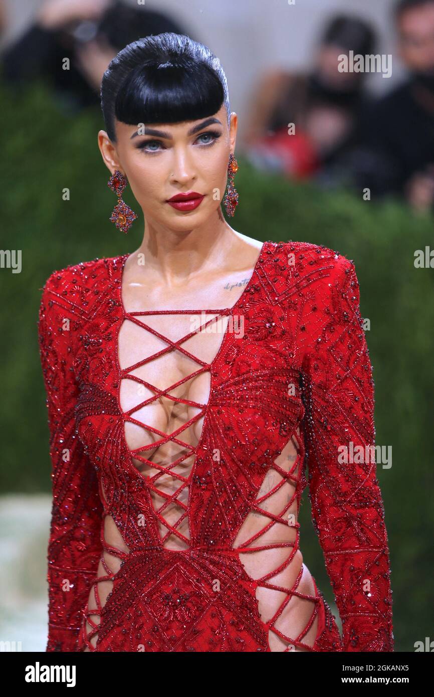 New York, USA. 13th Sep 2021. Megan Fox attending the Metropolitan Museum of Art Costume ...