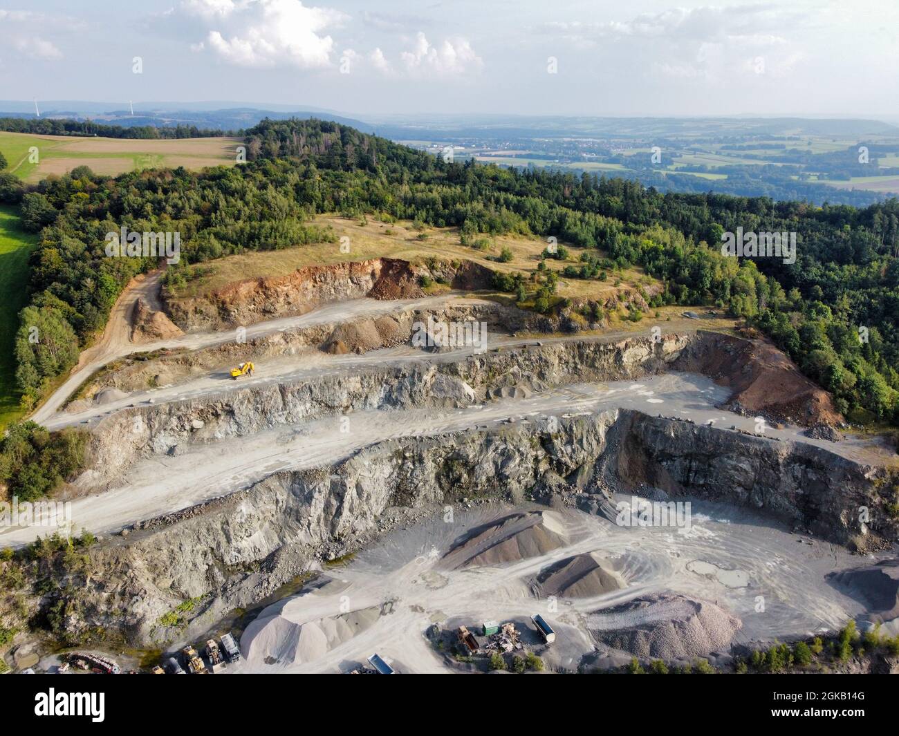 White marble quarry aerial view hi-res stock photography and images - Alamy