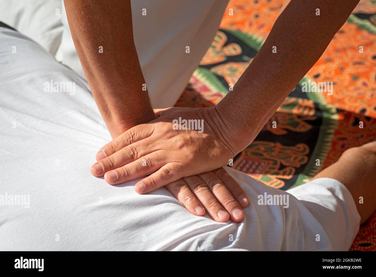 Massage back shiatsu hi-res stock photography and images - Alamy