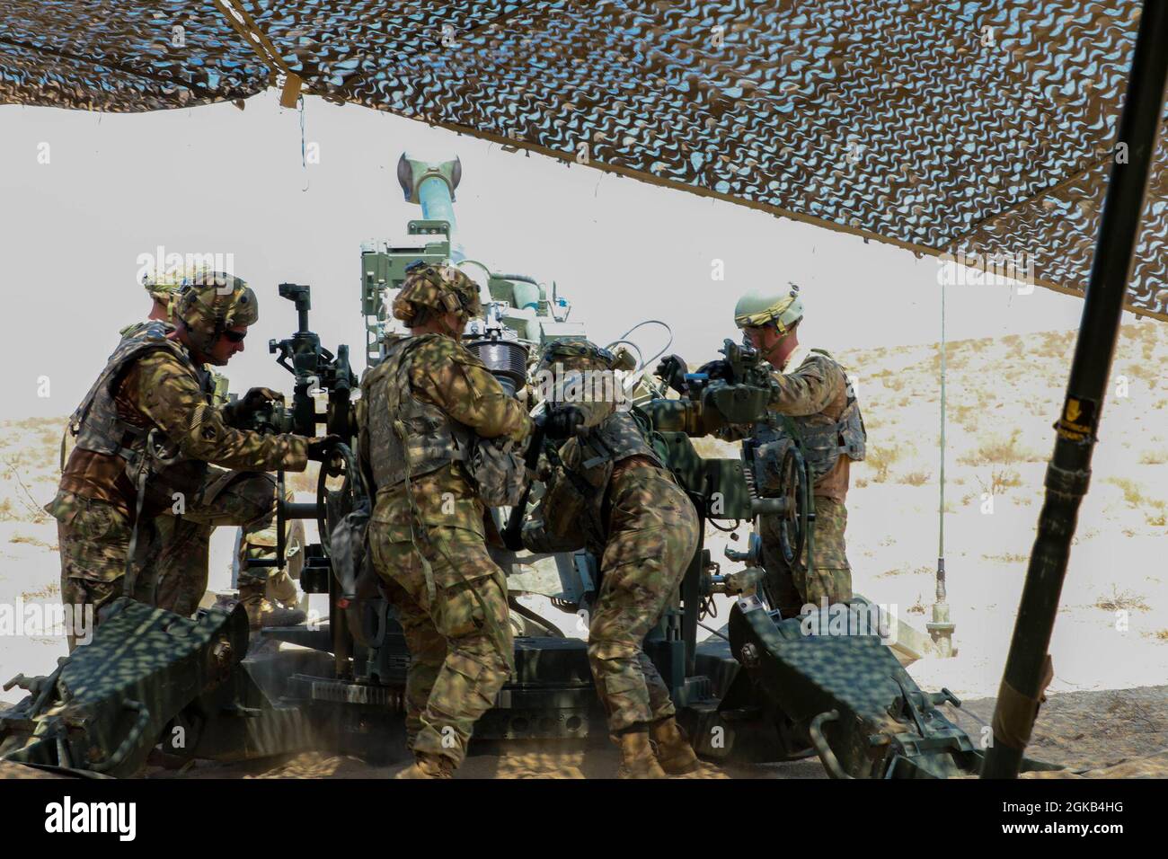 Soldiers assigned to the 1st Battalion, 160th Field Artillery Regiment ...