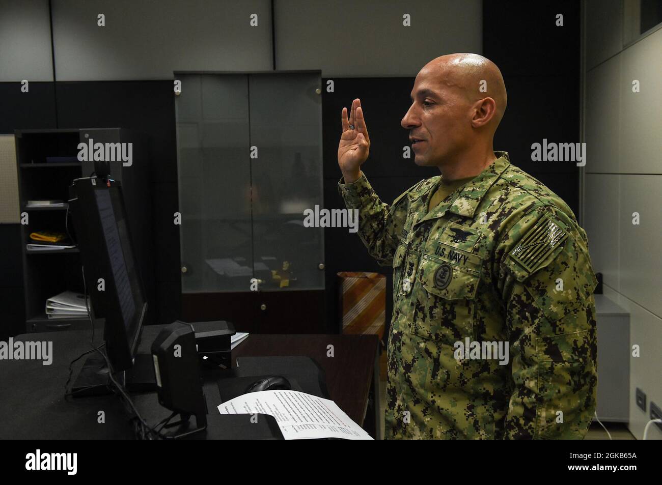 210301-N-FB655-1084 NAPLES, Italy (Mar. 1, 2021) Derrick Walters, Fleet ...