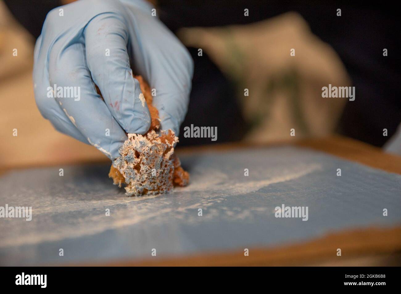 ARABIAN GULF (Mar. 1, 2021) – U.S. Navy Gunner’s Mate 3rd Class Brian ...