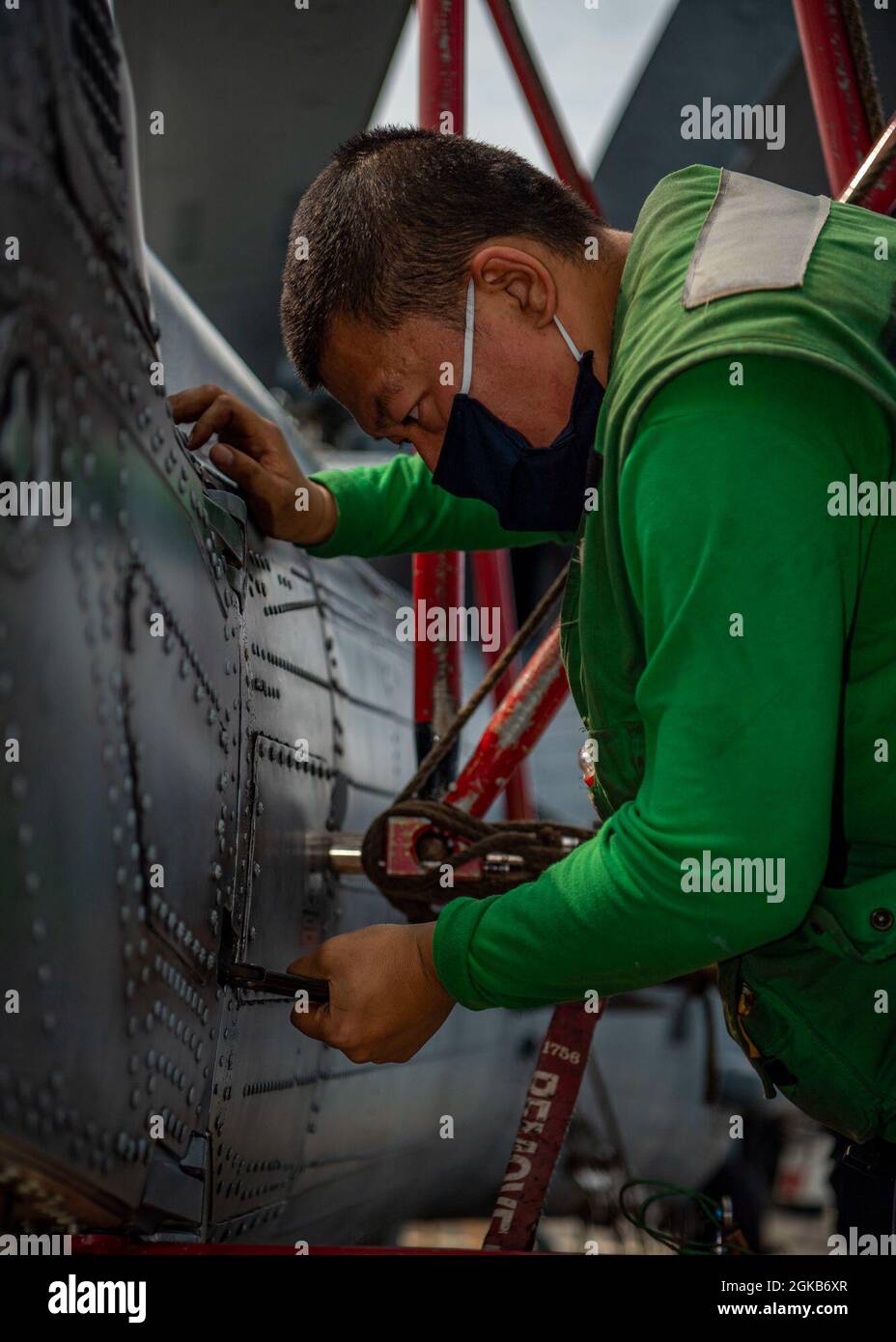 PACIFIC OCEAN (March 1, 2021) U.S. Navy Aviation Structural Mechanic ...