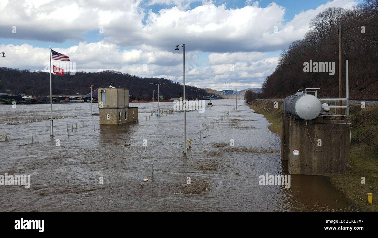 Flood waters forced closure of the Locks and Dams 3 on the Monongahela ...