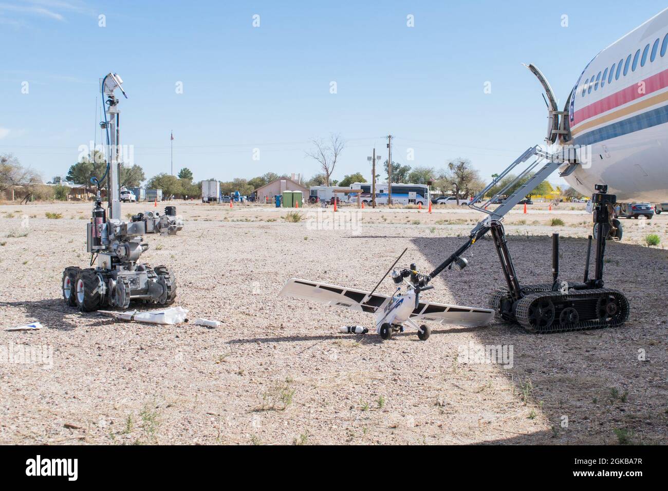 An ANDROS F-6 bomb robot from the Tuscon Police Bomb Squad and a TALON ...