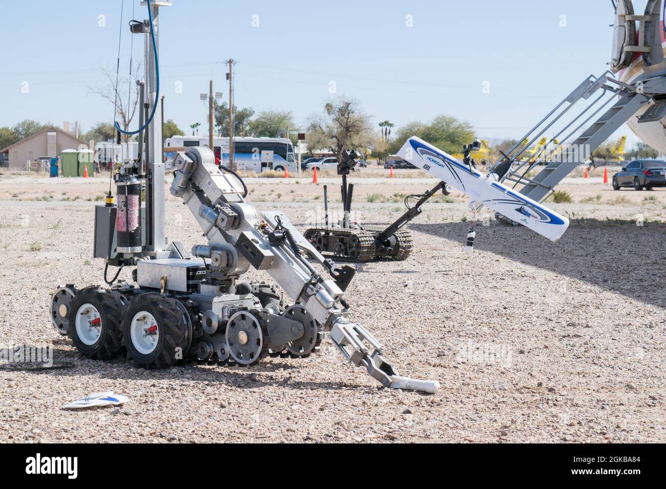 An ANDROS F-6 bomb robot from the Tuscon Police Bomb Squad and a TALON ...