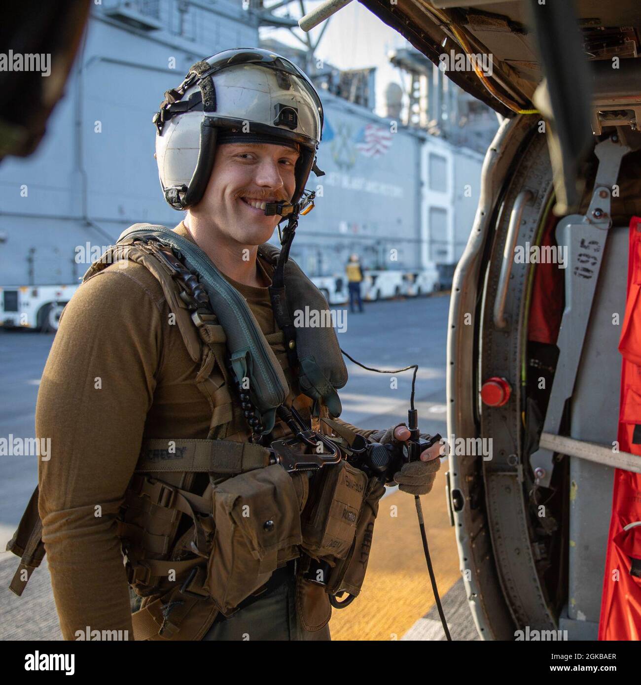 210302-N-LR905-1004 ARABIAN GULF (March 2, 2021) – U.S. Naval ...