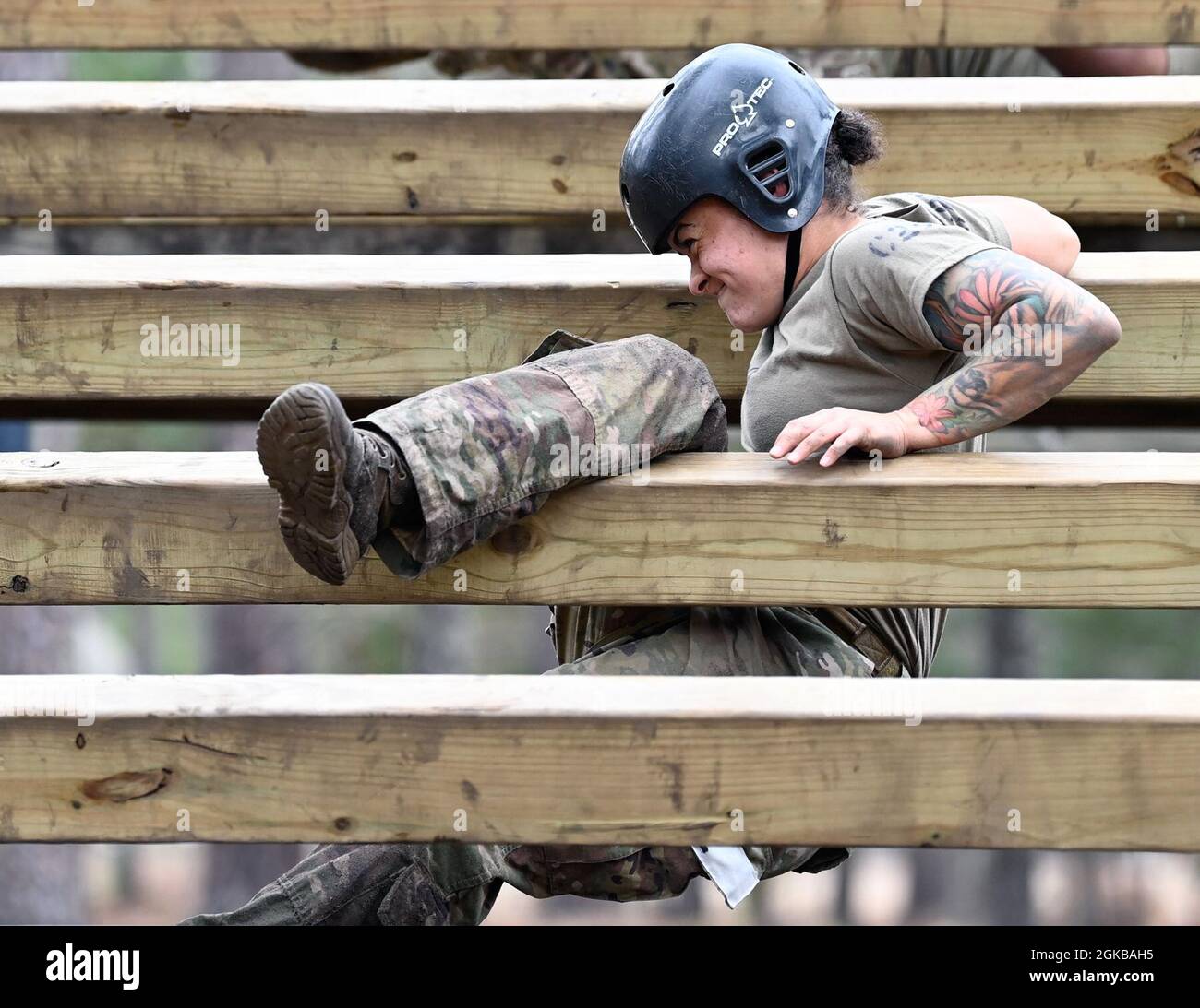 A Civil Affairs candidate at the U.S. Army John F. Kennedy Special ...