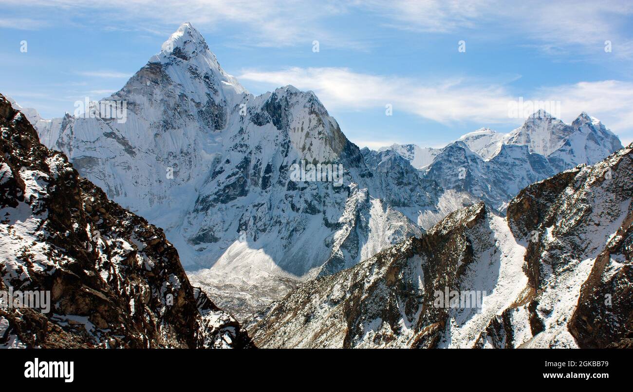 Ama Dablam - trek to Everest base camp - Nepal Stock Photo - Alamy