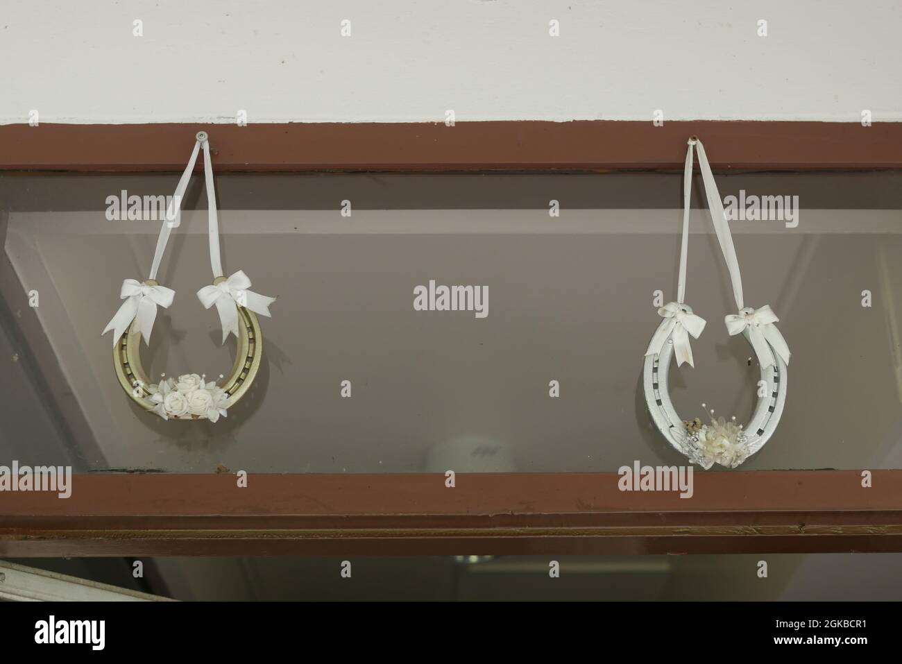 Two horseshoes hi-res stock photography and images - Alamy