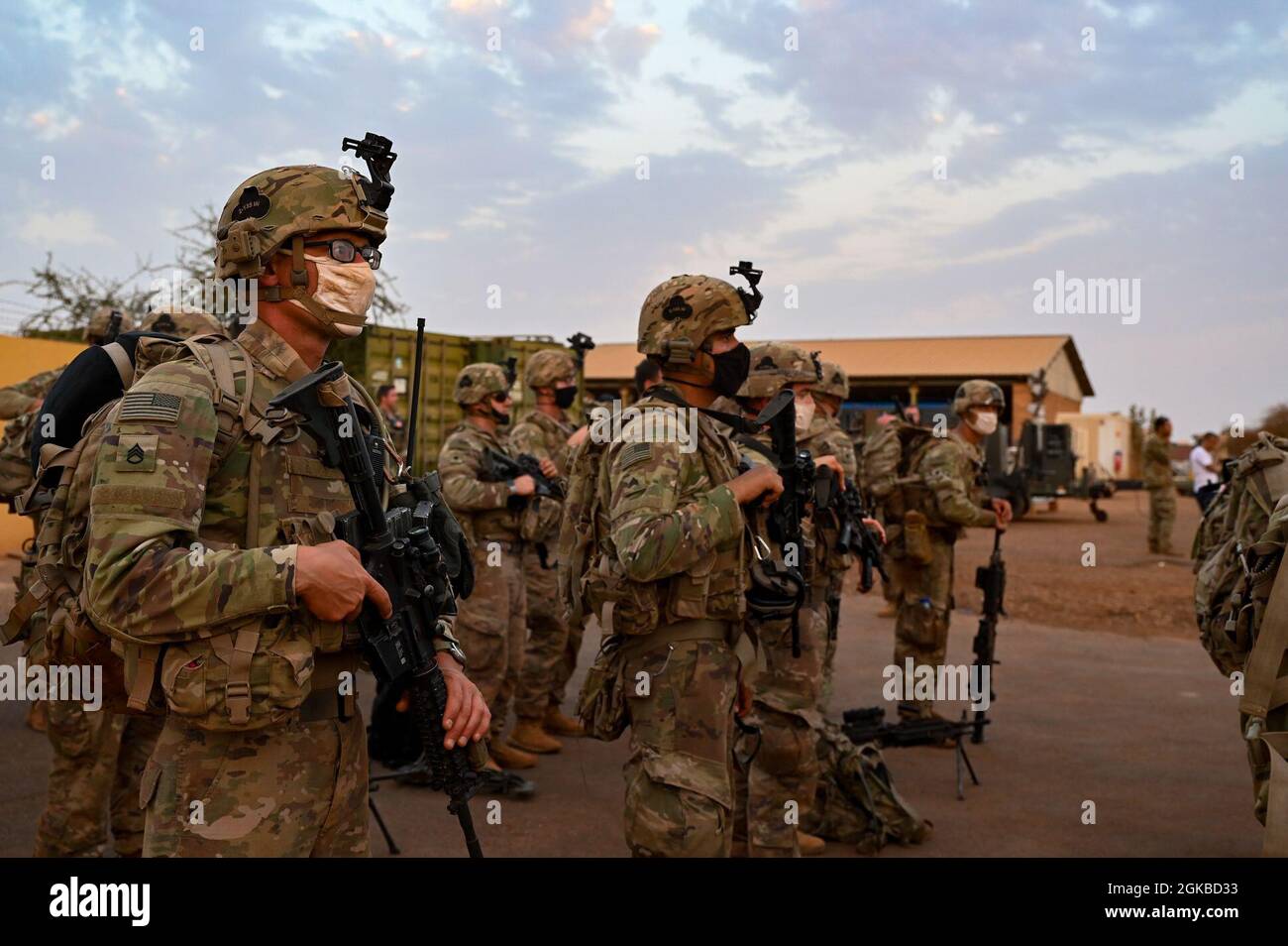 Task force bayonet hi-res stock photography and images - Alamy