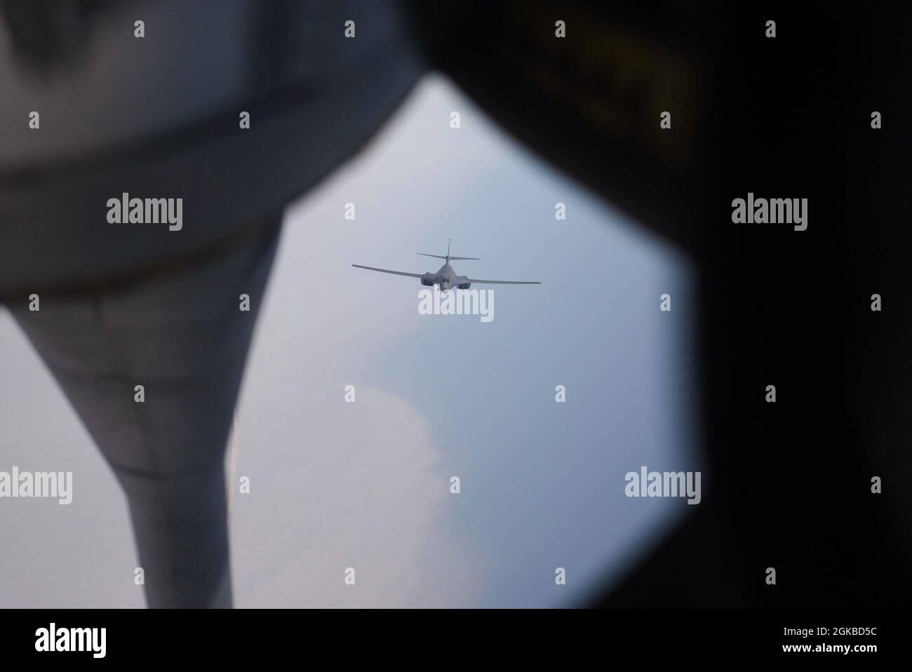 Refueling strategic bombers hi-res stock photography and images - Alamy