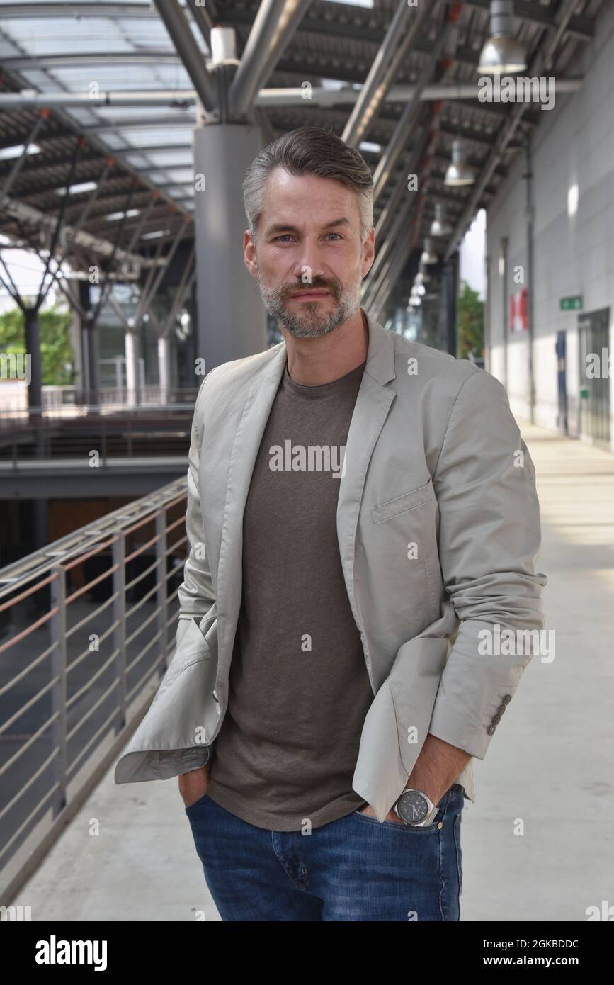 Cologne, Germany. 14th Sep, 2021. Actor Stefan Bockelmann poses at a ...