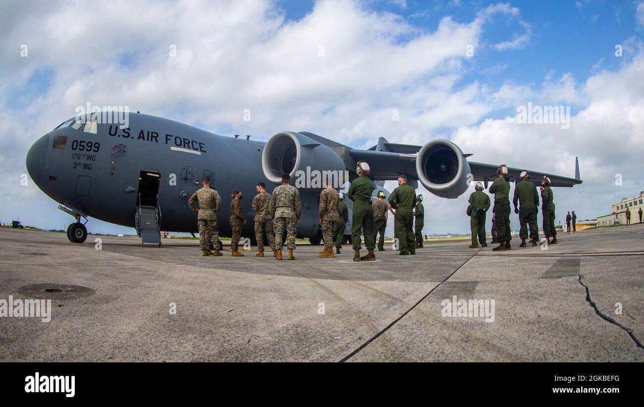 U.S. Marines with Marine Heavy Helicopter Squadron (HMH) 465 prepare to ...