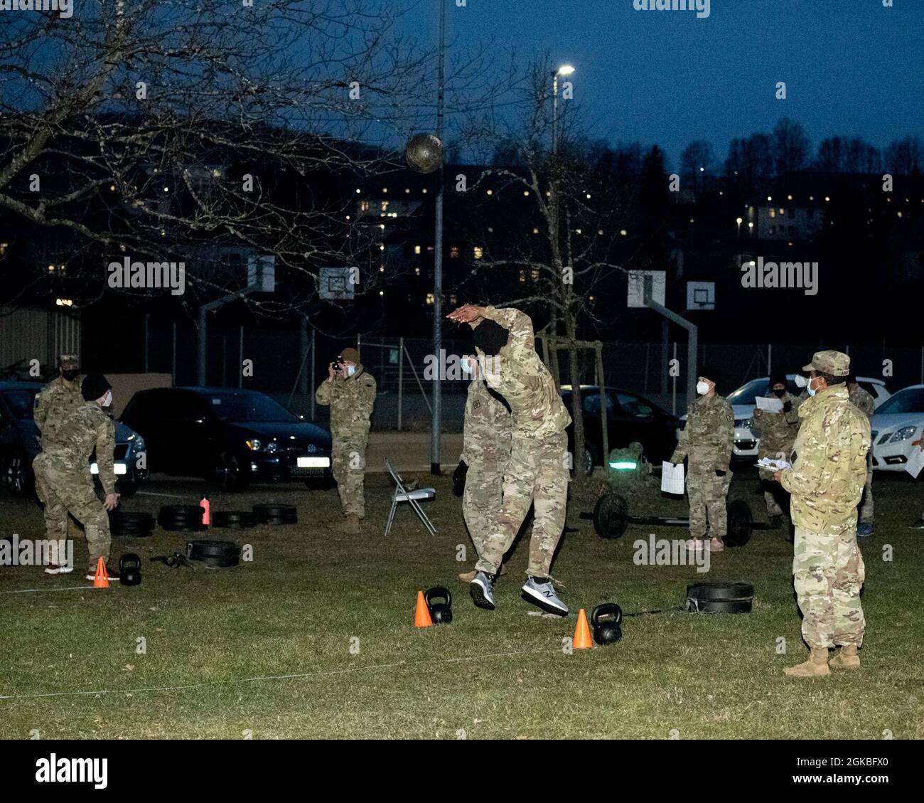 44th expeditionary signal battalion hi-res stock photography and images ...