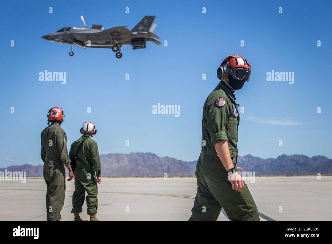 U.S. Marines with Marine Aircraft Group (MAG) 13 conduct refueling ...
