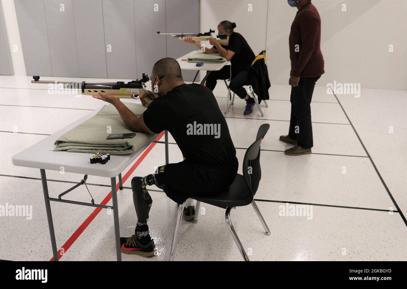 U.S. Army Staff Sgt. Gene Calantoc, and Master Sgt. Mary Jackson ...