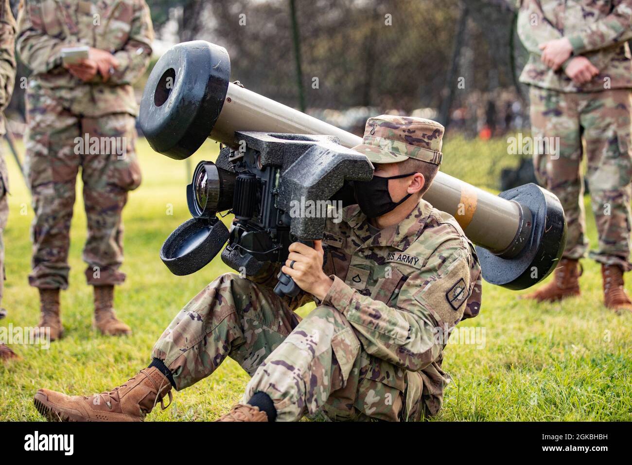 A Soldier from the 728th Military Police Battalion trains on the FGM ...