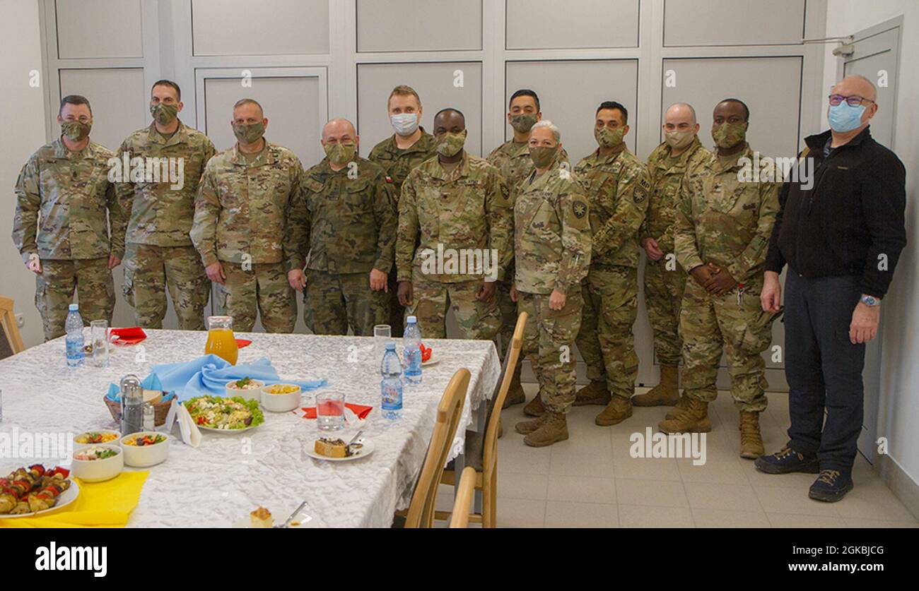 Garrison support unit hi-res stock photography and images - Alamy