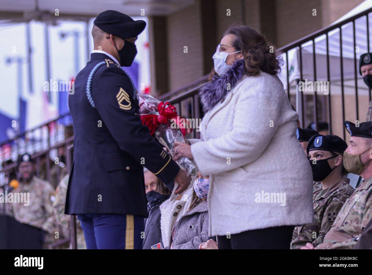 Kim Winski, wife of the outgoing commanding general of the 101st ...