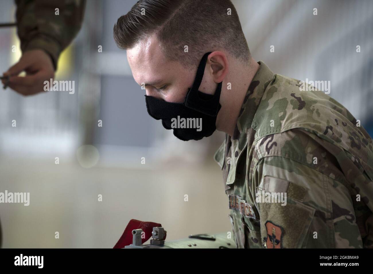 U.S. Air Force Staff Sgt. Robert Honeycutt, 33rd Aircraft Maintenance ...