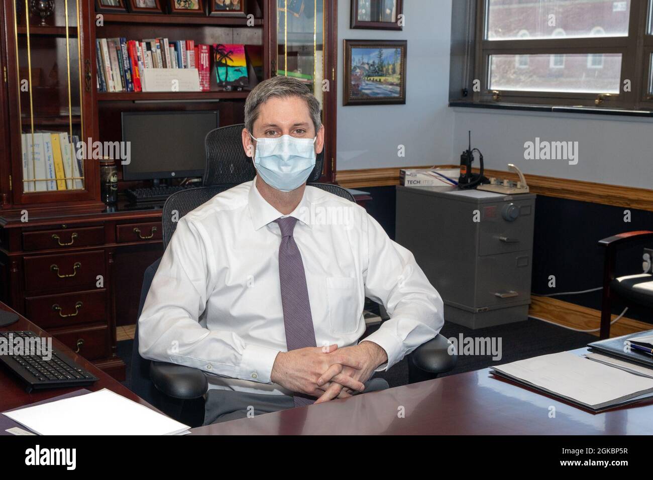 Nuclear engineering and planning manager hi-res stock photography and ...