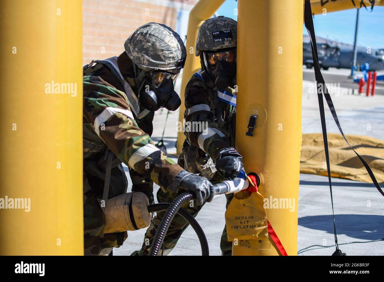Airmen from the 152nd Operations Group at Nevada Air National Guard ...
