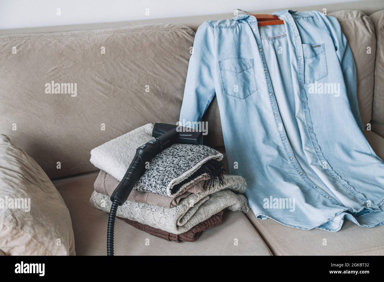 Clean cleaner hi-res stock photography and images - Alamy